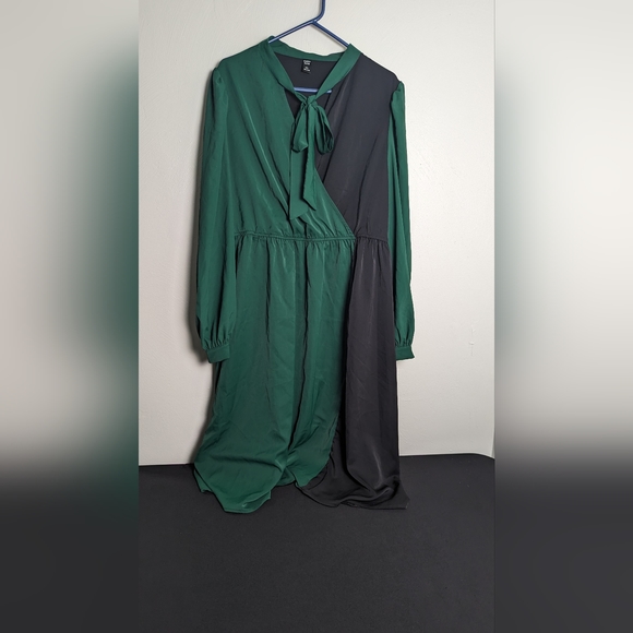 Dresses | Colorblock Dress Tie Neck Greenblack Maxi Long Sleeve | Poshmark